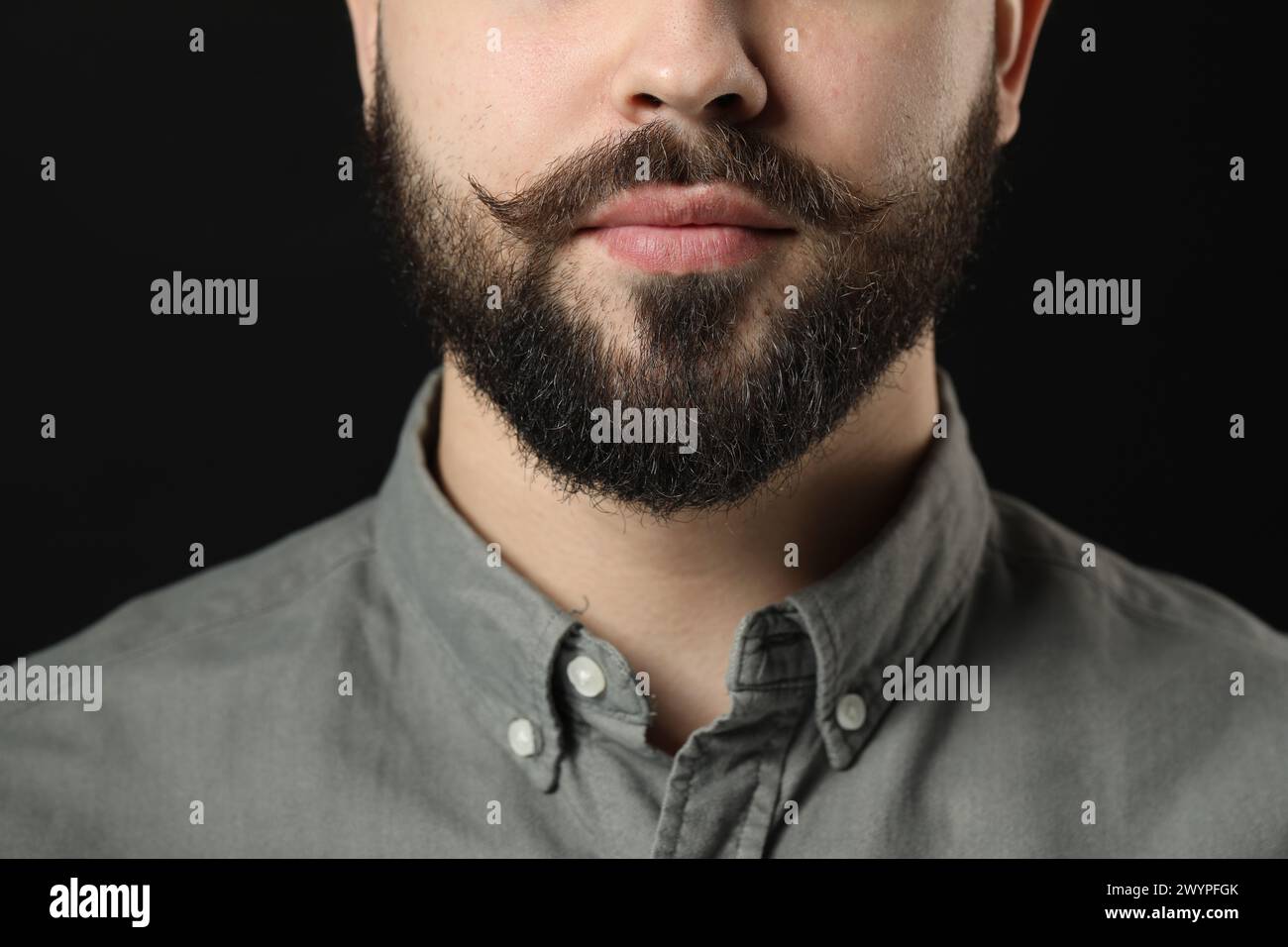 Man barbershop beard black hi-res stock photography and images - Alamy