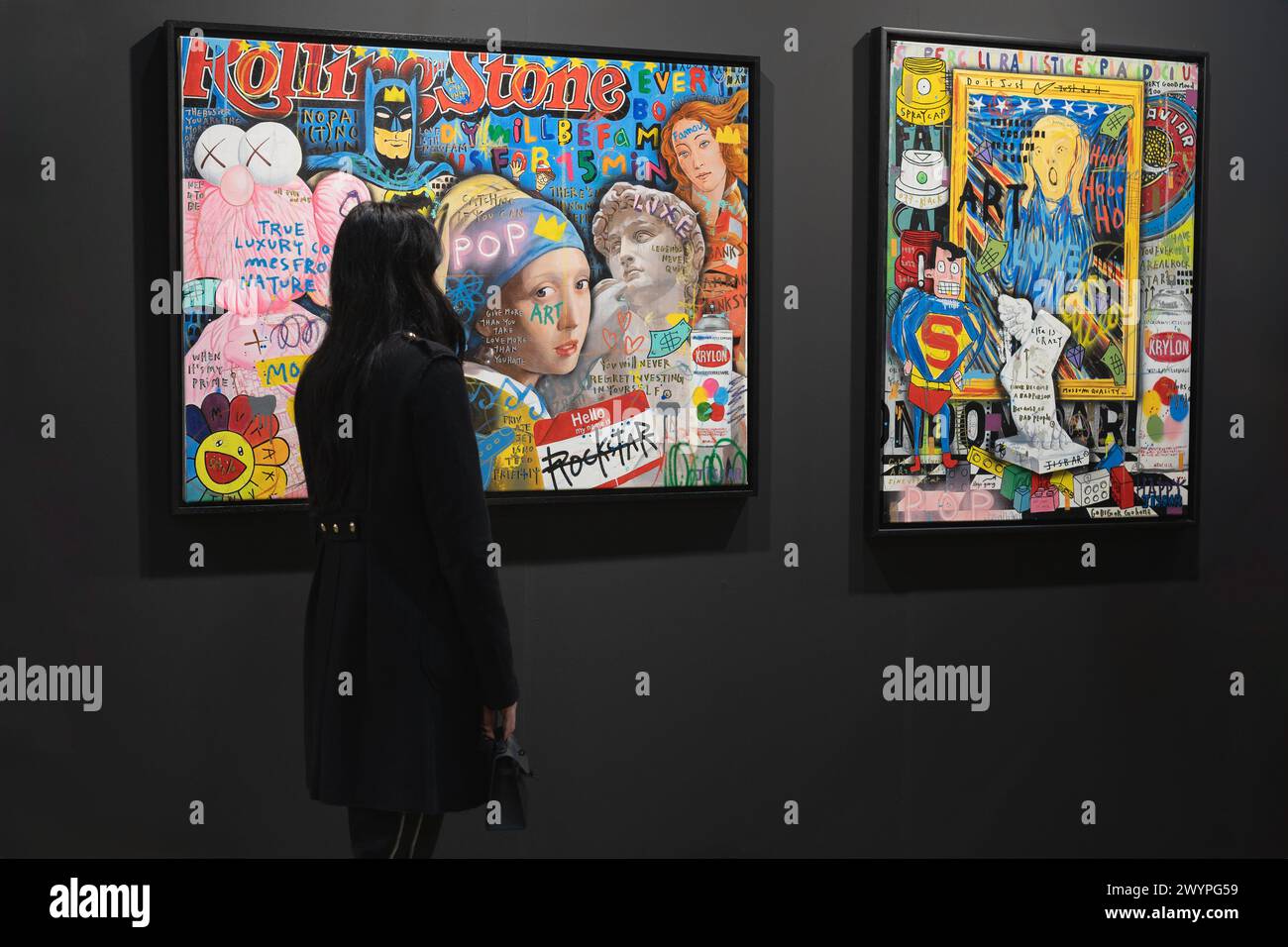 People Walking and Admiring Paintings in a Modern Art Gallery Stock ...