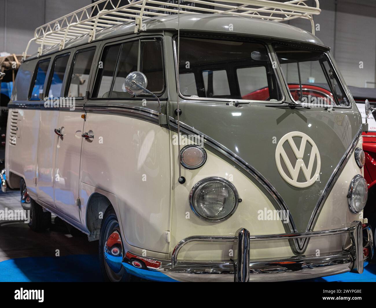 Gray volkswagen hi-res stock photography and images - Alamy