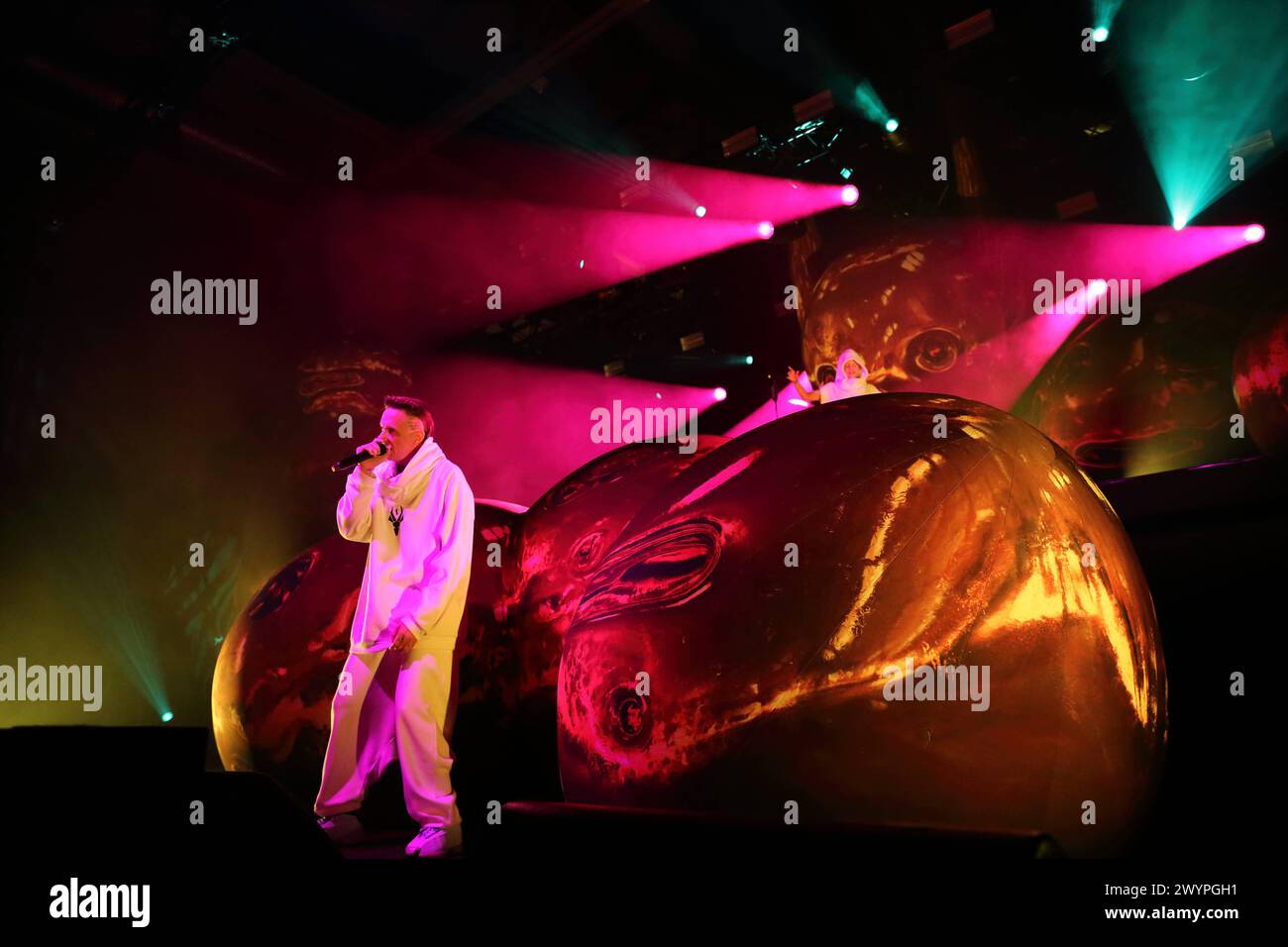 Watkin Tudor Jones alias Ninja und Anri du Toit alias Yolandi Visser ...