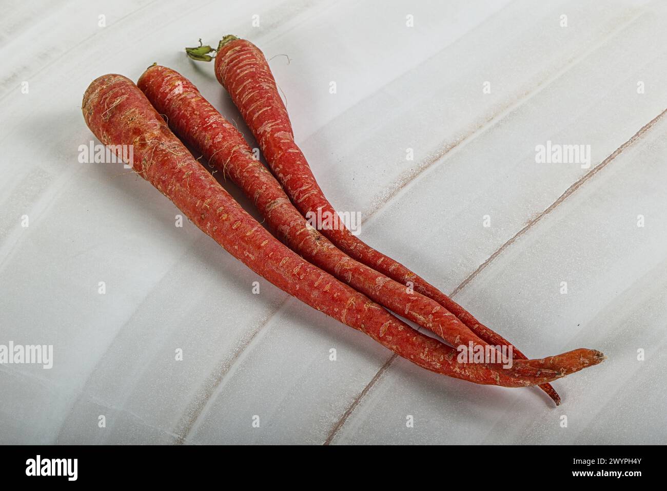 Indian red carrots indian market hi-res stock photography and images ...