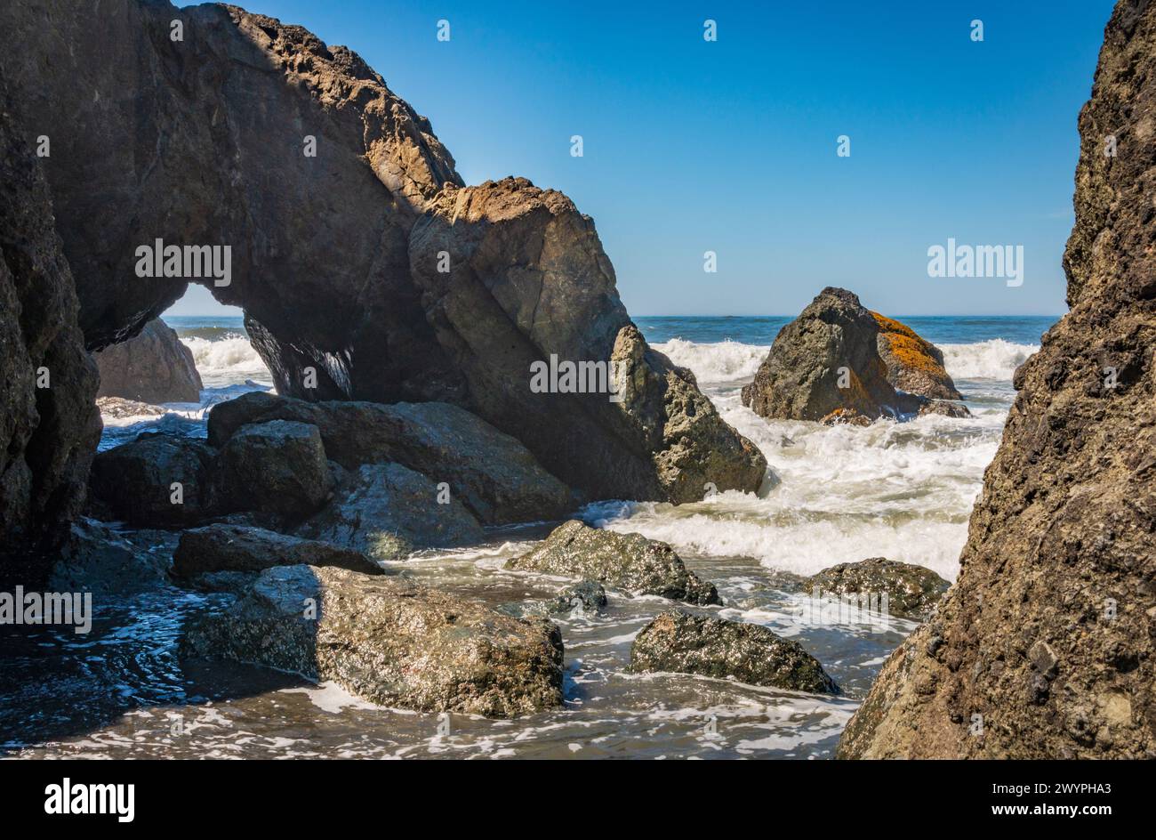 Coastal Rock Formations at Ruby Beach in Olympic National Park in ...