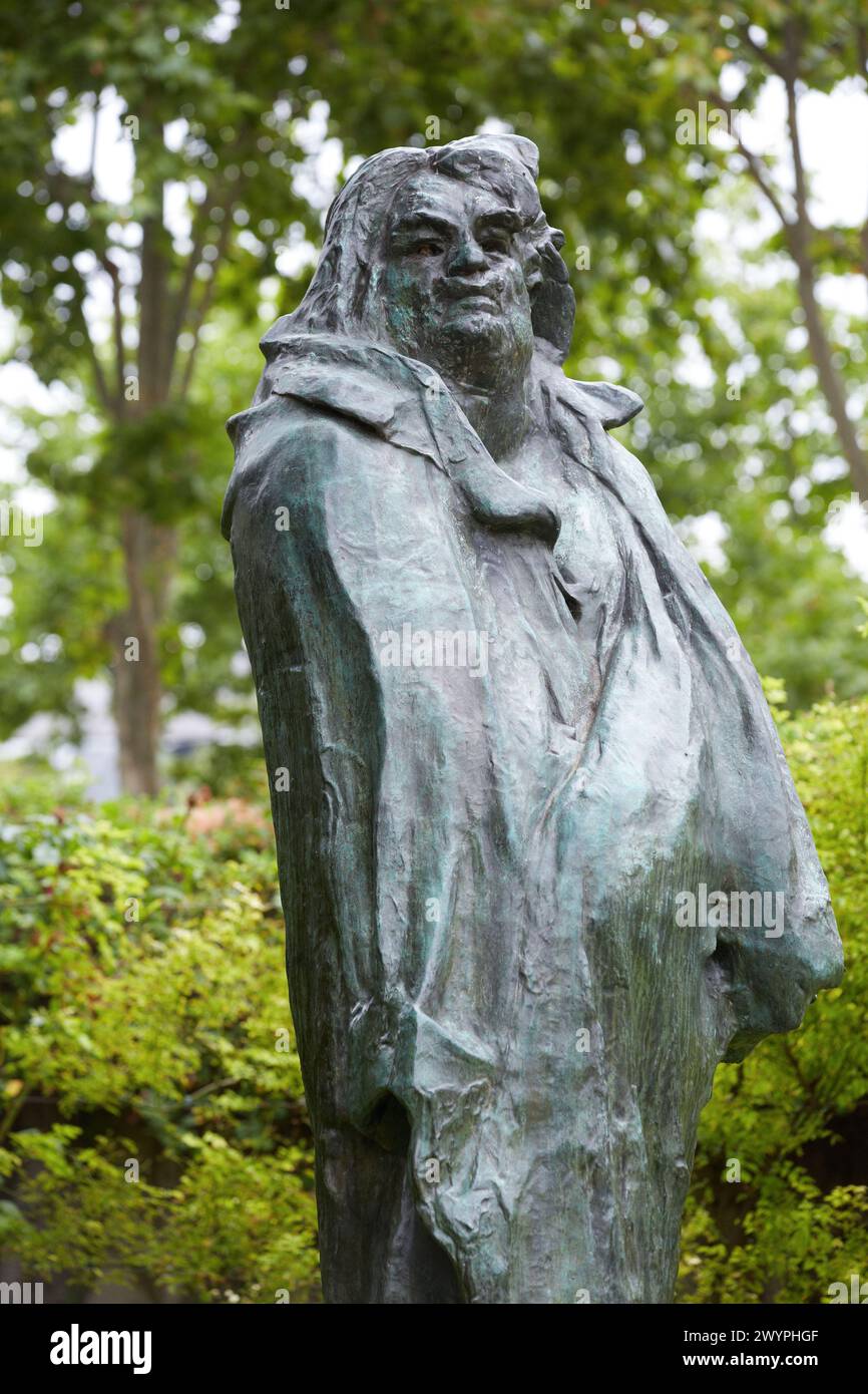 Balzac, sculpture by Auguste Rodin. Rodin Museum. Paris. France Stock ...