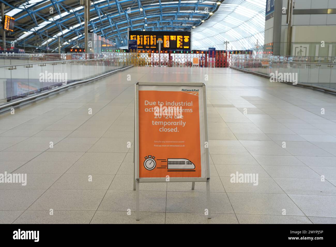 A sign informing customers of strike action by members of Aslef at ...