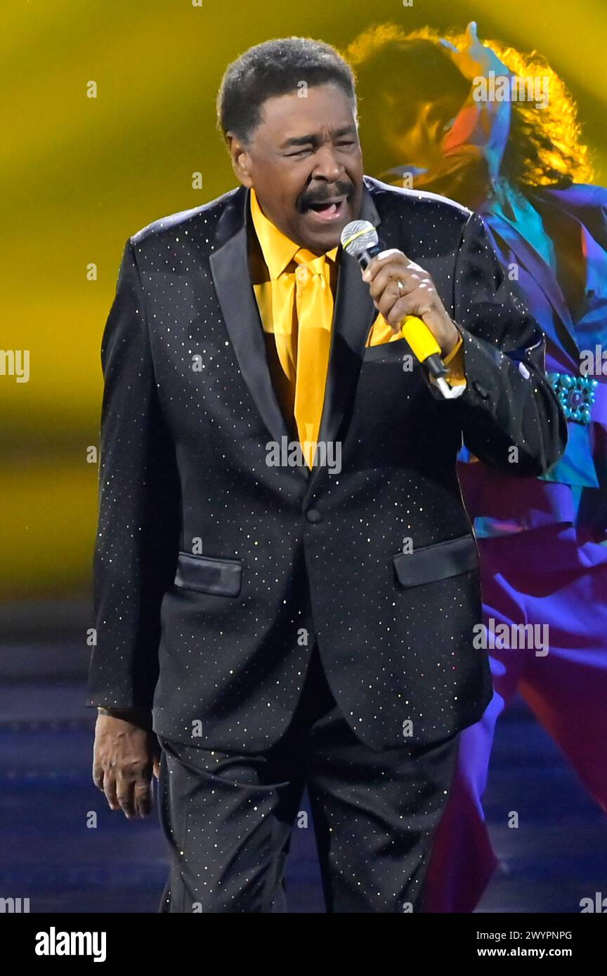 George McCrae in der Rai TV-Show 'I migliori anni' in den Fabrizio ...