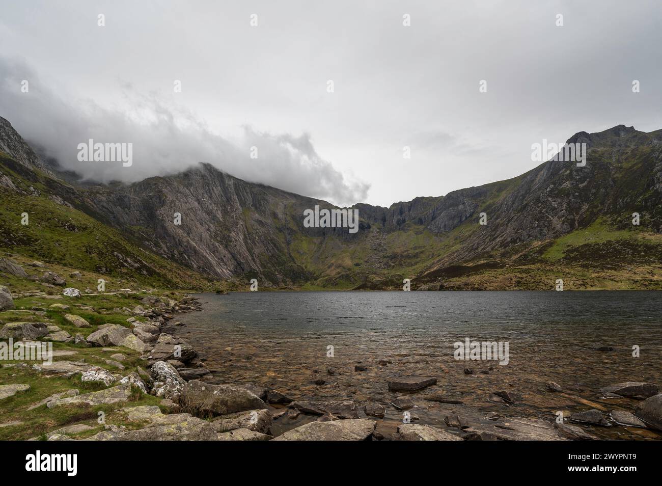 Cwm idwal wales hi-res stock photography and images - Alamy