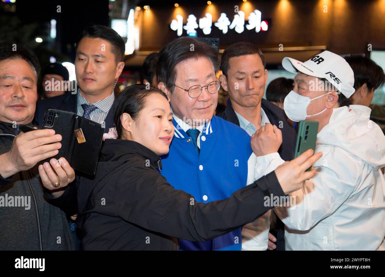 Lee Jae-Myung, April 7, 2024 : South Korea's Democratic Party leader Lee Jae-Myung (C) campaigns ...