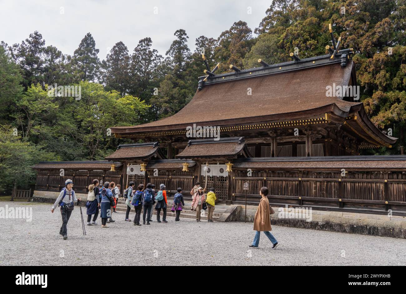Pilgrims and views of the Kumano Hongu Shrine along the Kumano Kodo ...