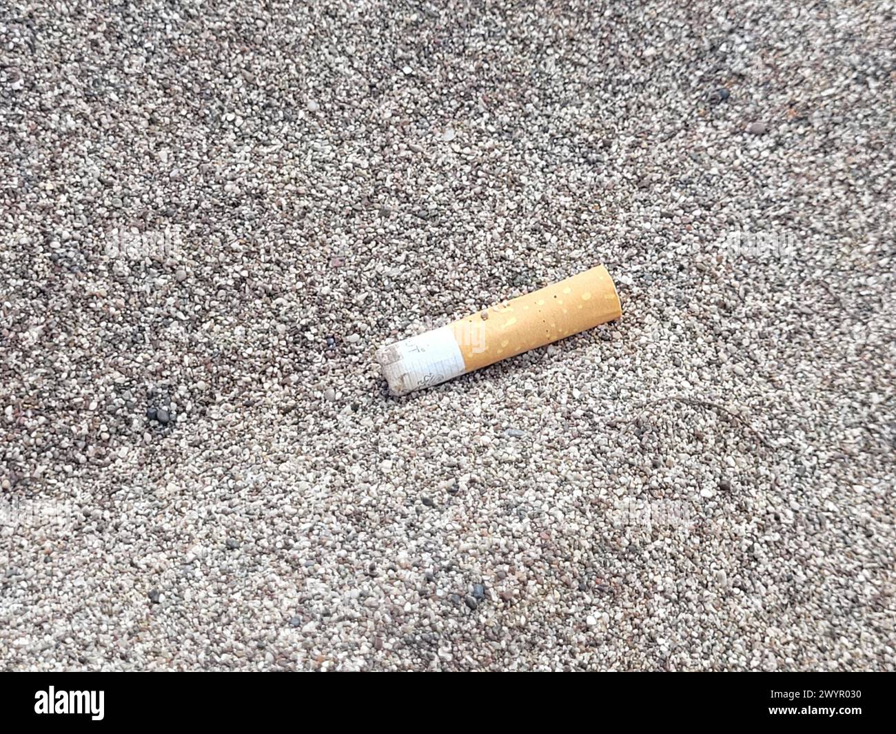 Verschmutzer Sandstrand am Beach Faliraki, Griechenland, Europa, BLF ...