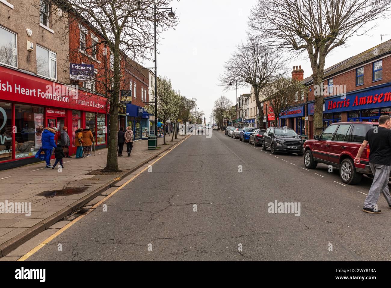 Shops town hi-res stock photography and images - Alamy