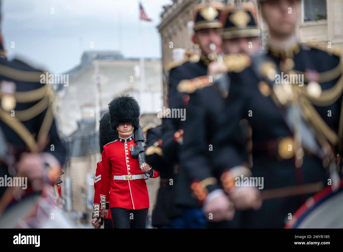 Paris, France. 08th Apr, 2024. British soldiers and Republican Guards ...