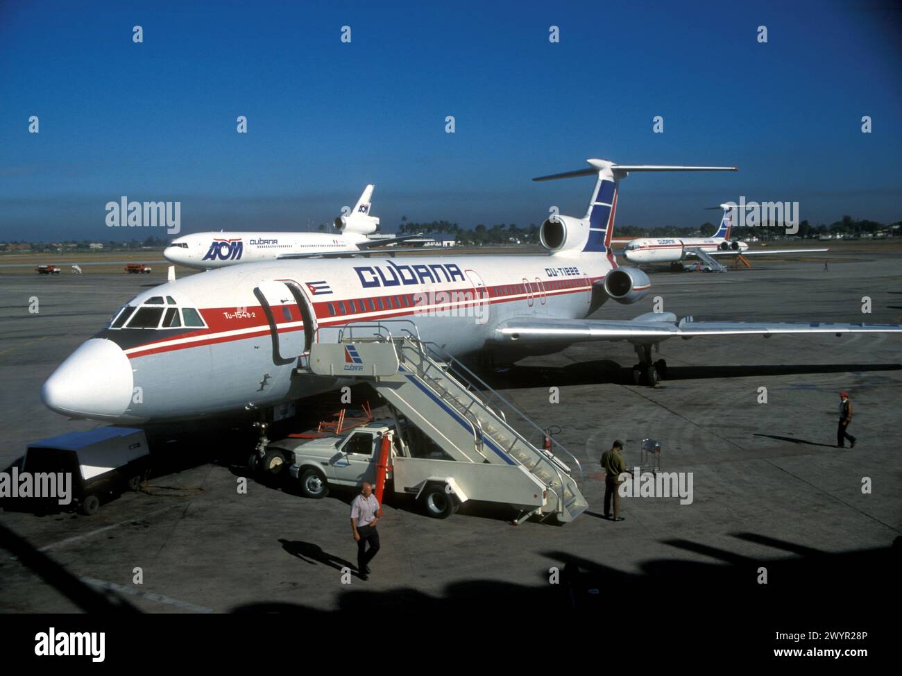 Cubana airlines hi-res stock photography and images - Alamy