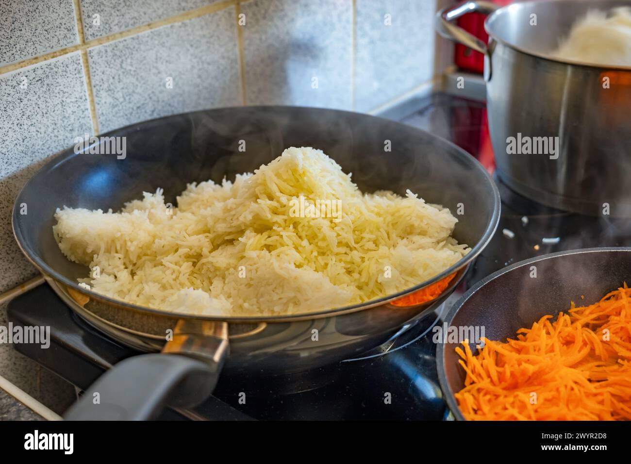 Prepare a fried rice hi-res stock photography and images - Alamy