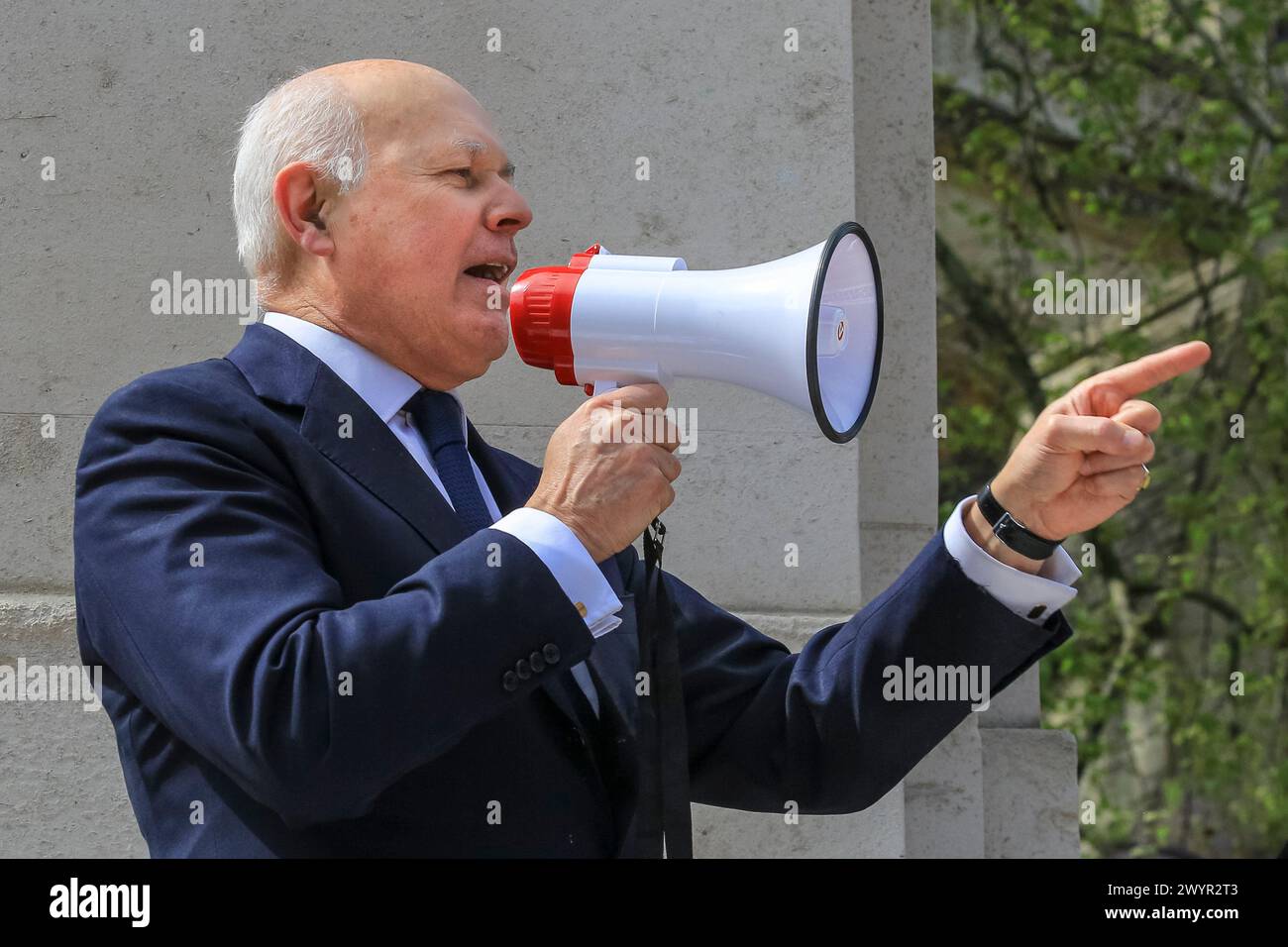 Sir Iain Duncan Smith, Conservative Party, with megaphone, speaking and ...