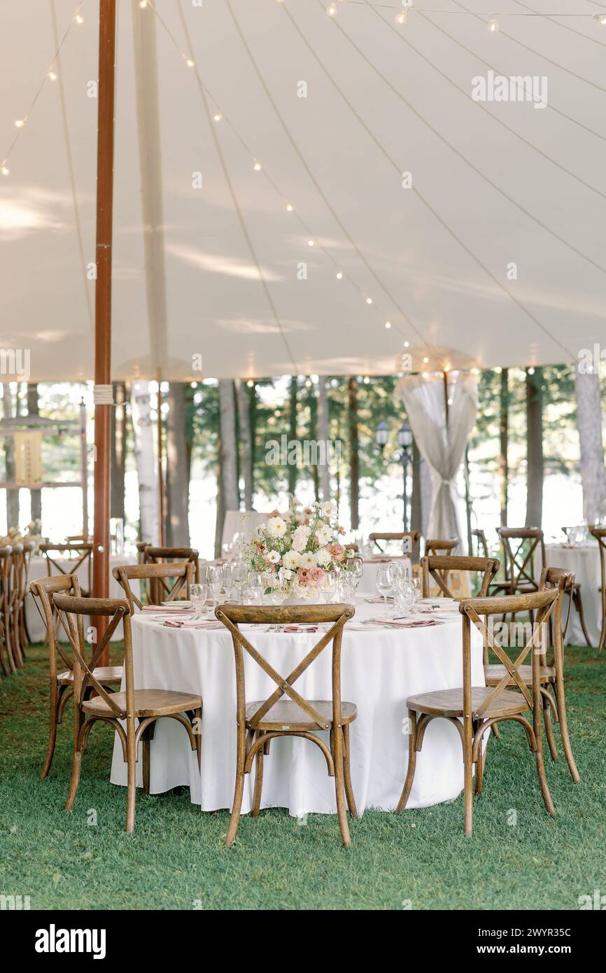 Tented setting hi-res stock photography and images - Alamy
