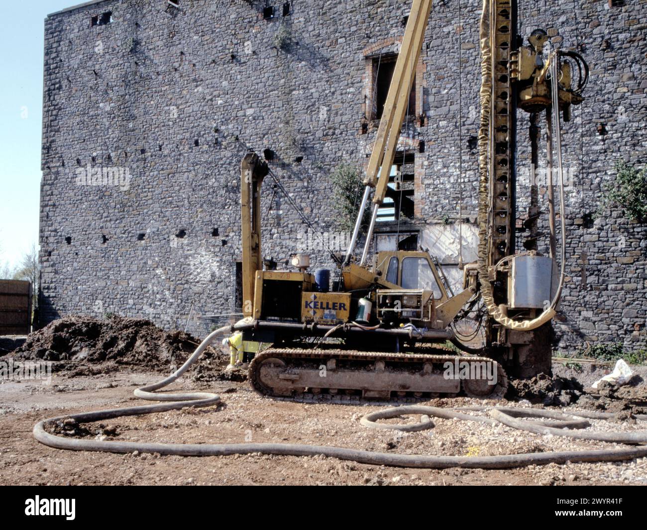 Piling rig construction operations for new apartment block on Lloyd ...