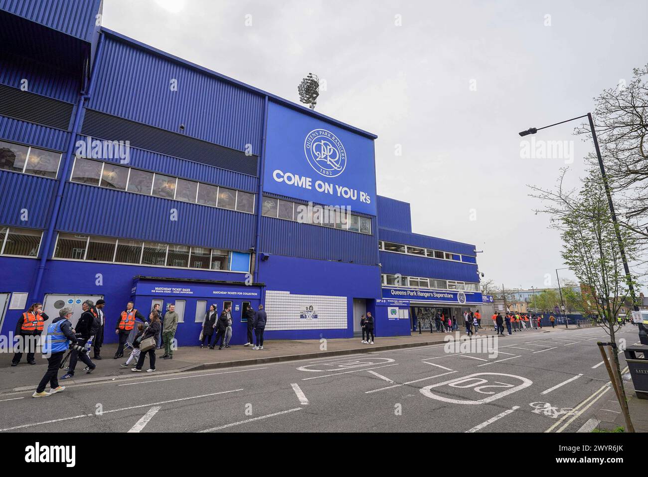 London, UK. 06th Apr, 2024. General View outside the Stadium during the ...