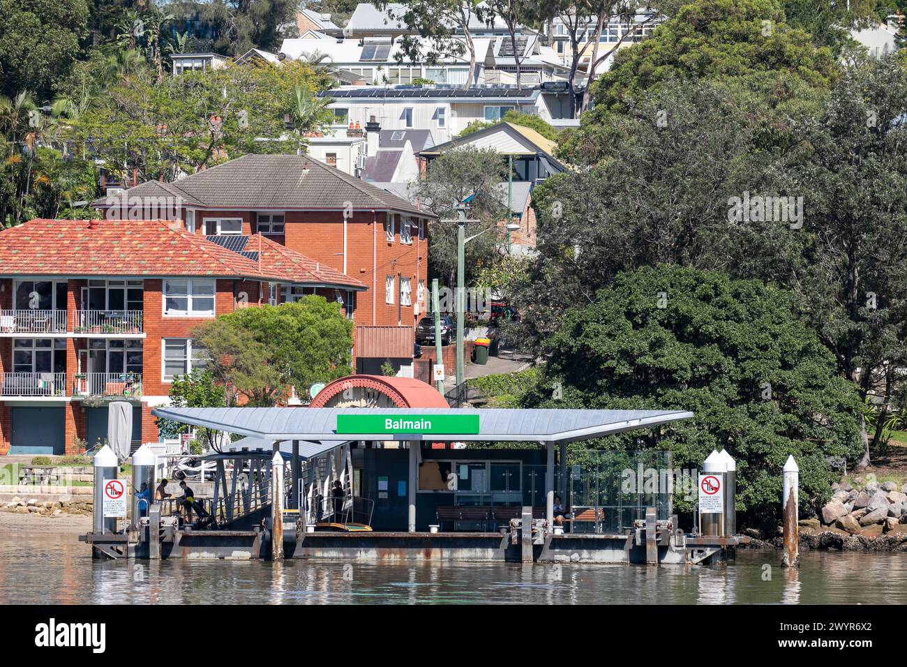 Sydney ferries cockatoo island line hi-res stock photography and images ...