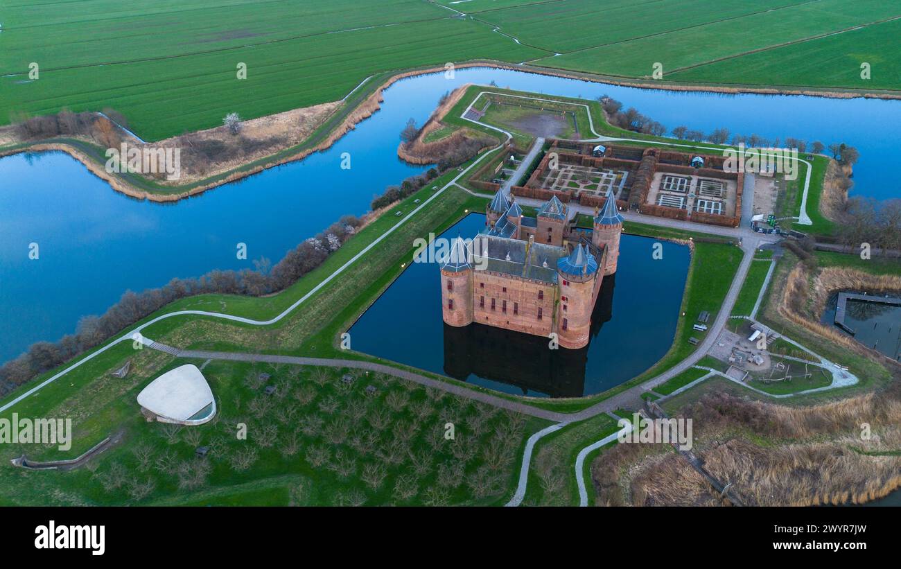 Modern castles hi-res stock photography and images - Alamy