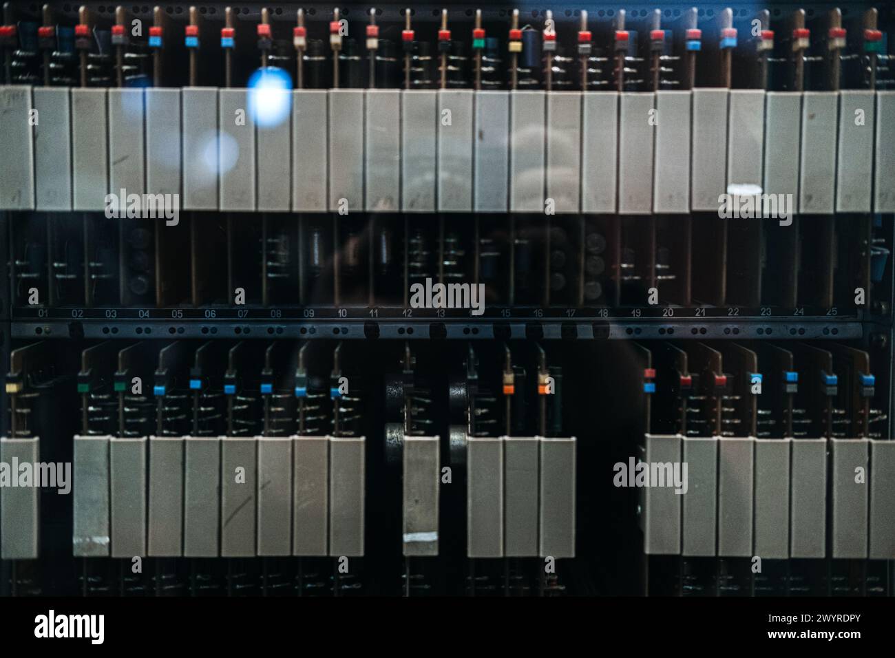 Manual switchboard operators hi-res stock photography and images - Alamy