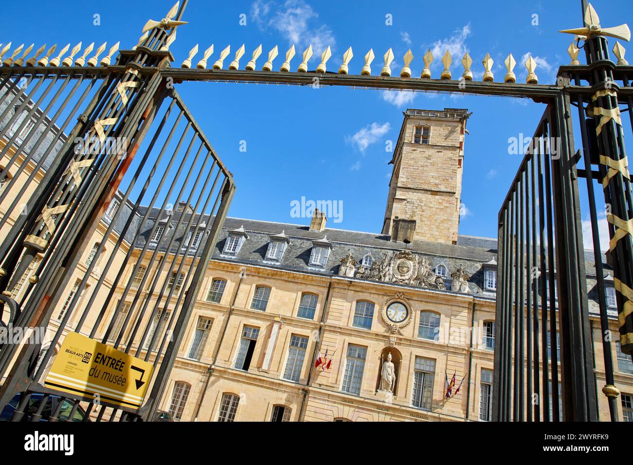 Tour Phillippe Le Bon, Palais des Ducs et des Etats de Bourgogne, Dijon ...