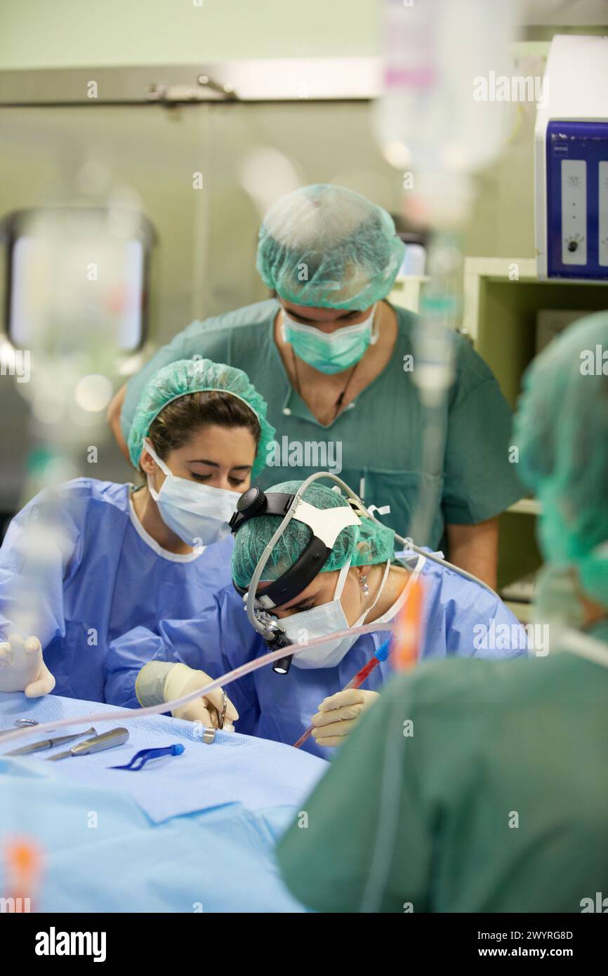 Tonsillectomy hi-res stock photography and images - Alamy