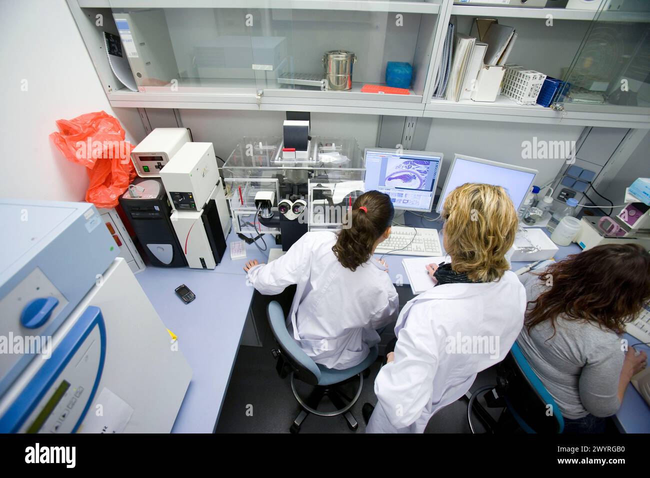 Textile lab hi-res stock photography and images - Alamy