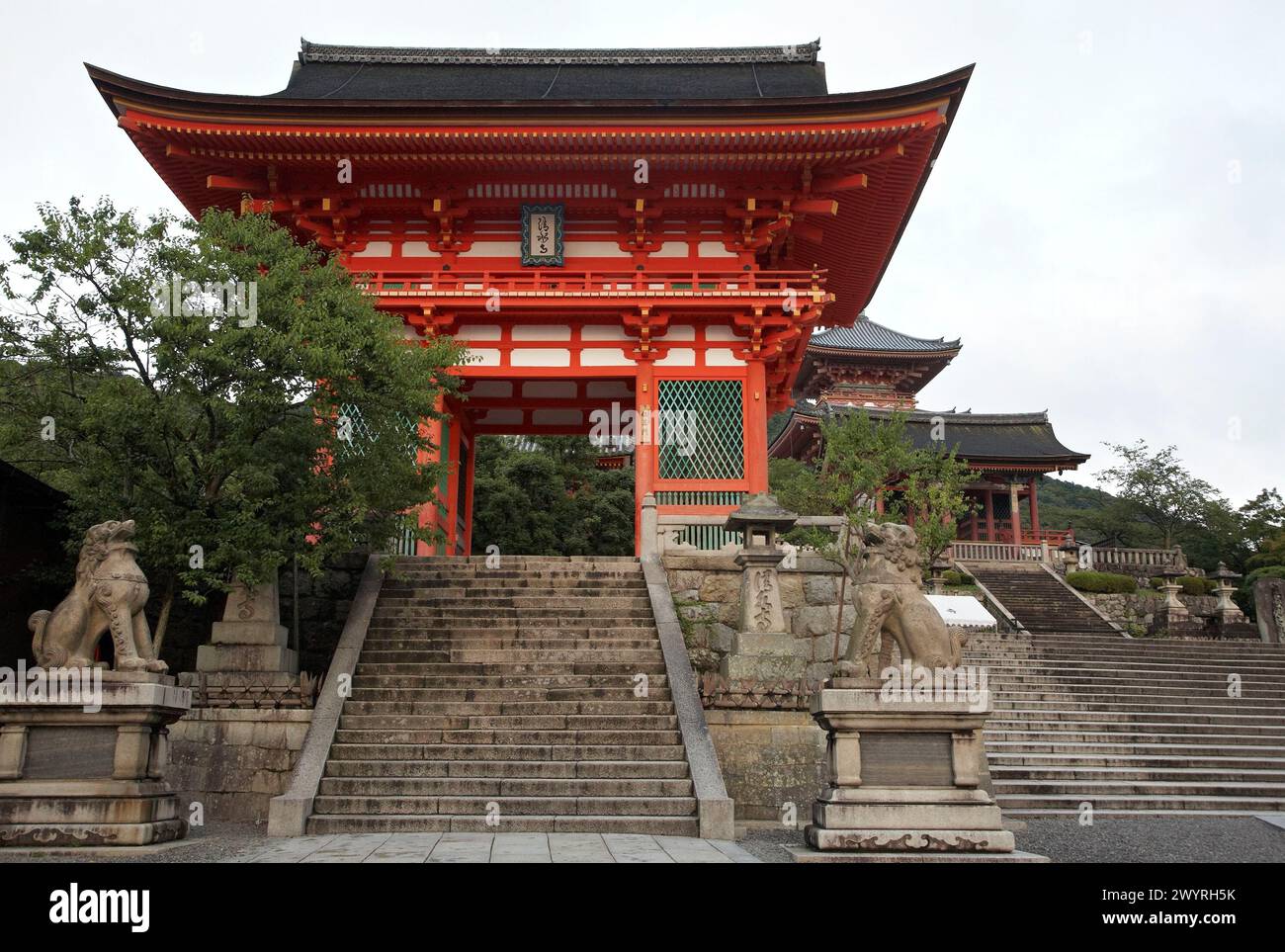 Jinja sanctuaries hi-res stock photography and images - Alamy