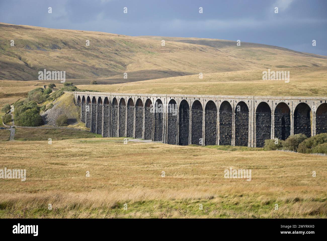 Ribblehead Viaduct -Batty Moss Viaduct- Settle–Carlisle railway across ...