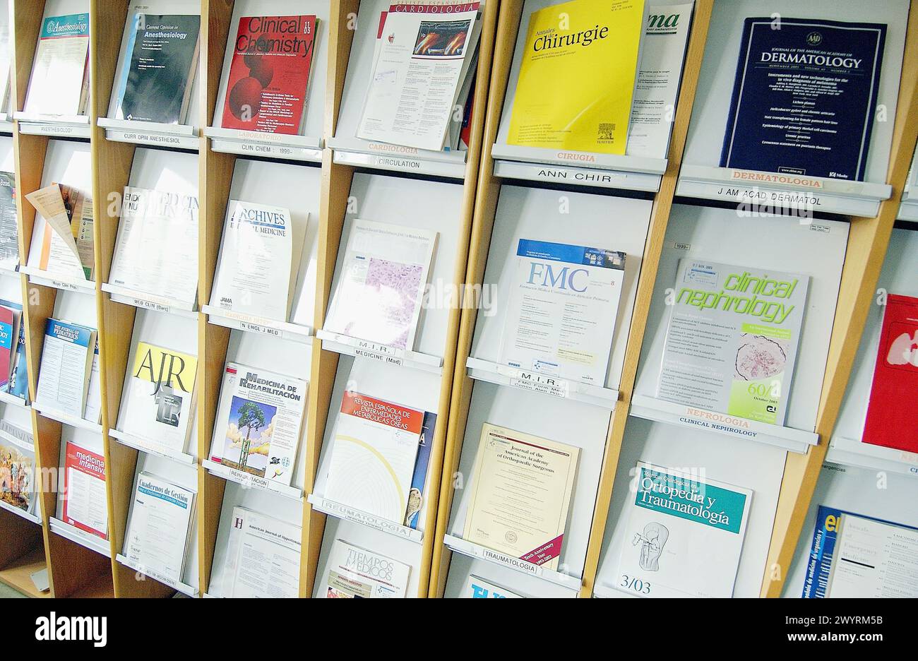 Library of hospital Stock Photo - Alamy