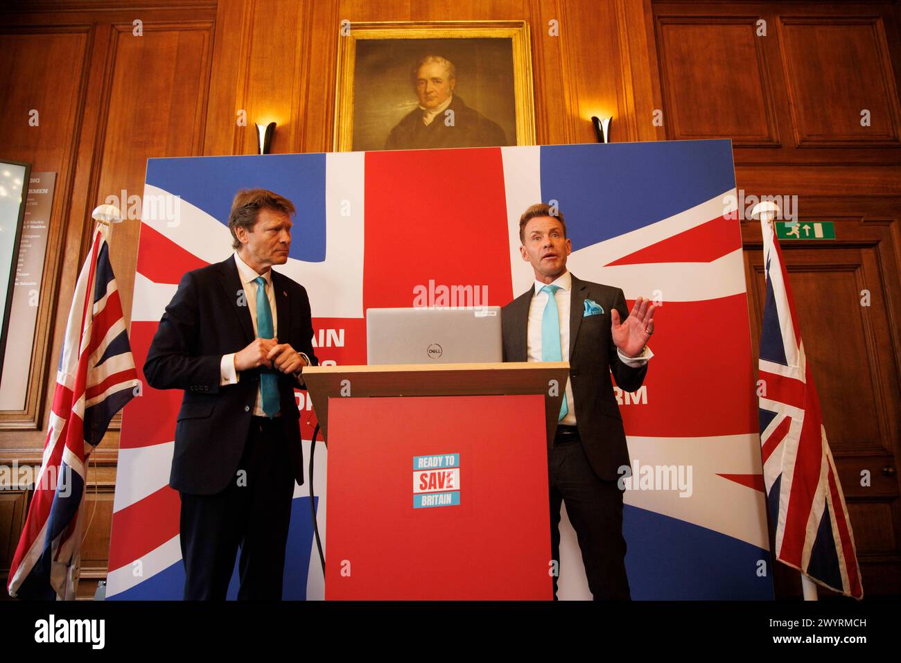 David bull hi-res stock photography and images - Alamy