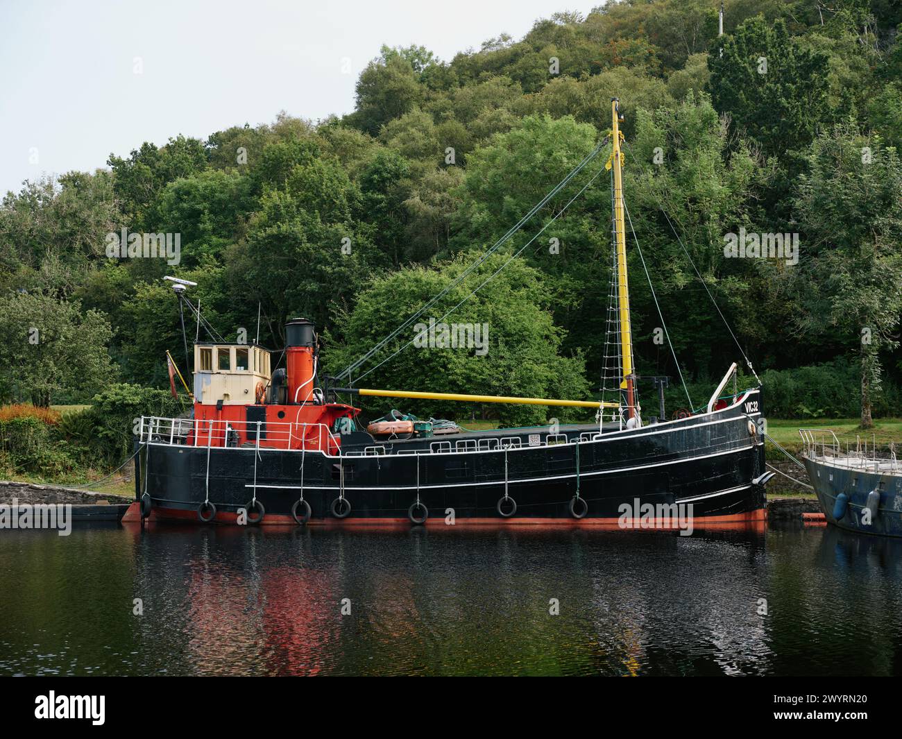 Steam puffers hi-res stock photography and images - Alamy