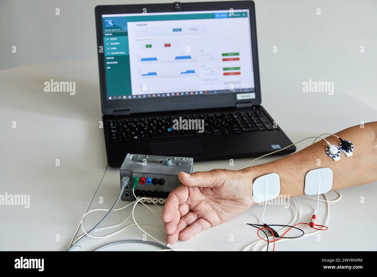 Neuromodulation system in closed loop hi-res stock photography and ...