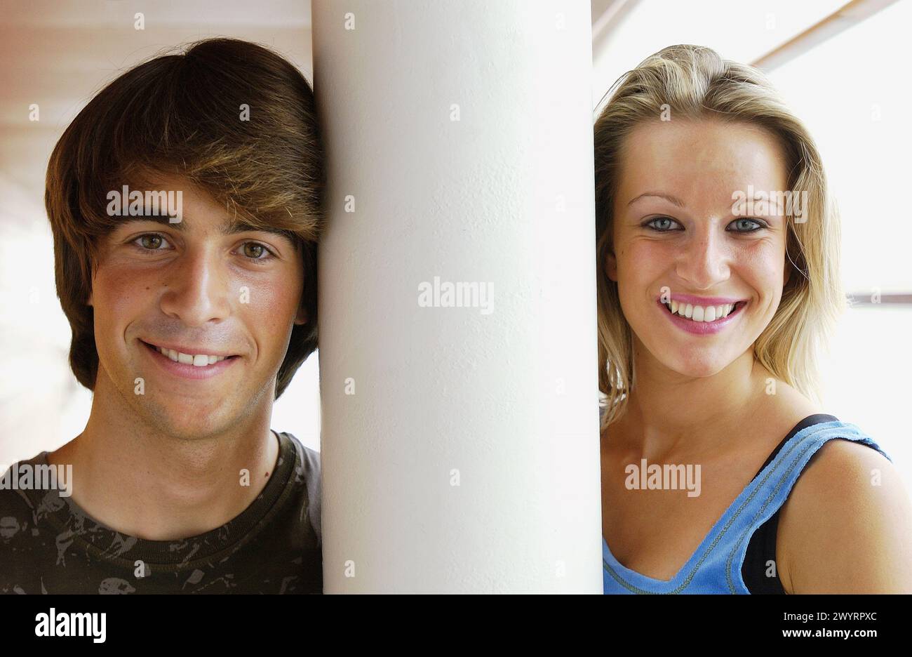 Separated couples hi-res stock photography and images - Alamy