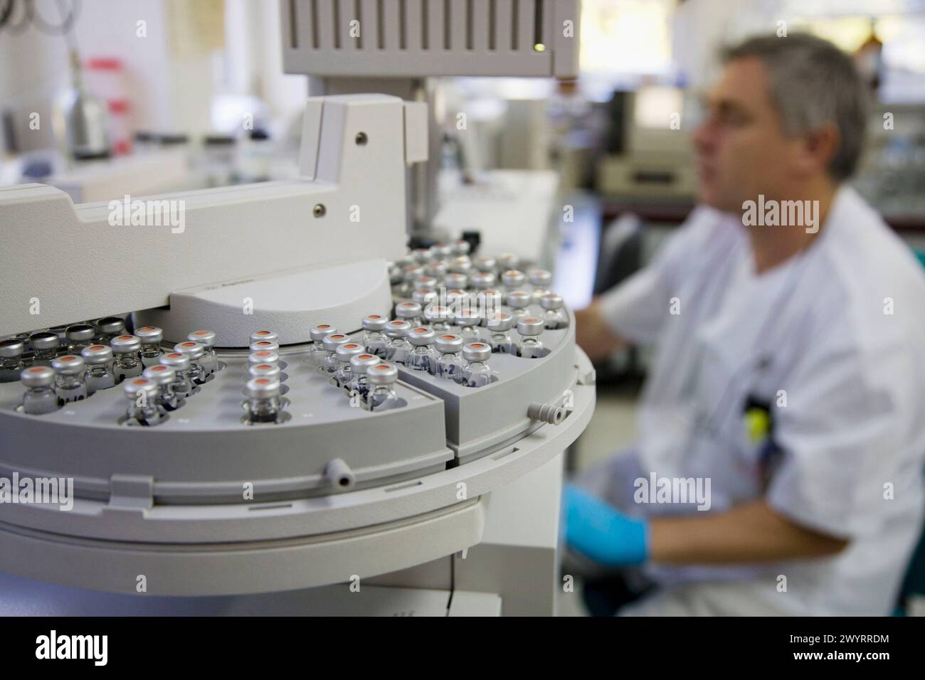 Physics and chemistry laboratory. Gas chromatographer for detecting ...