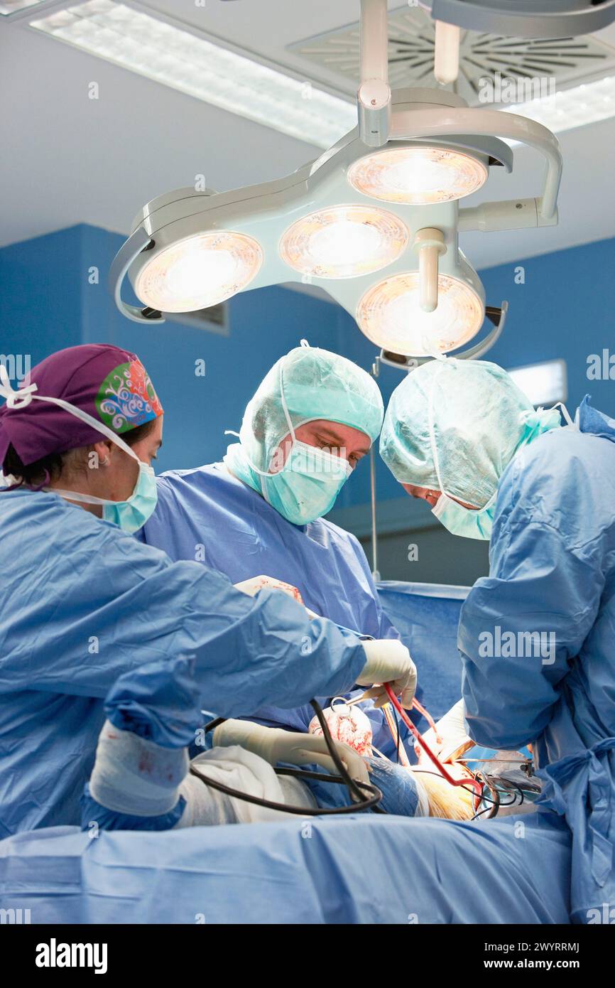 Hip replacement patients hi-res stock photography and images - Alamy