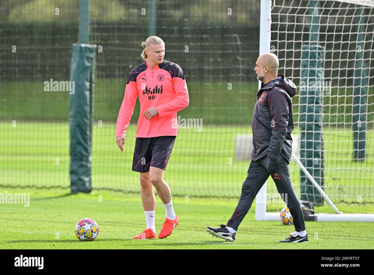Erling haaland and pep guardiola hi-res stock photography and images ...