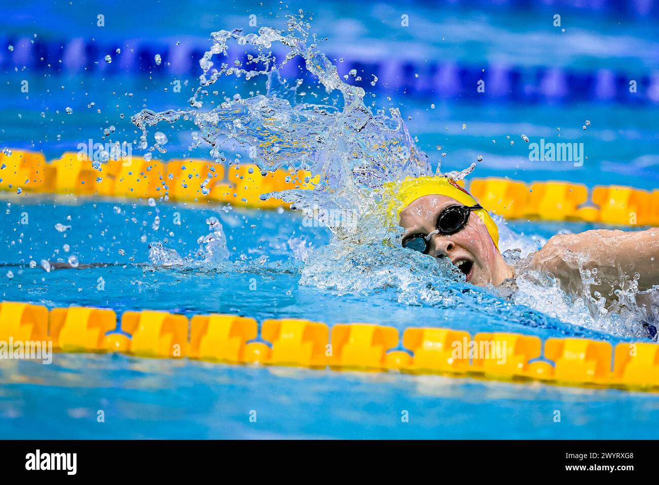 Freestyle backward swimming hi-res stock photography and images - Alamy