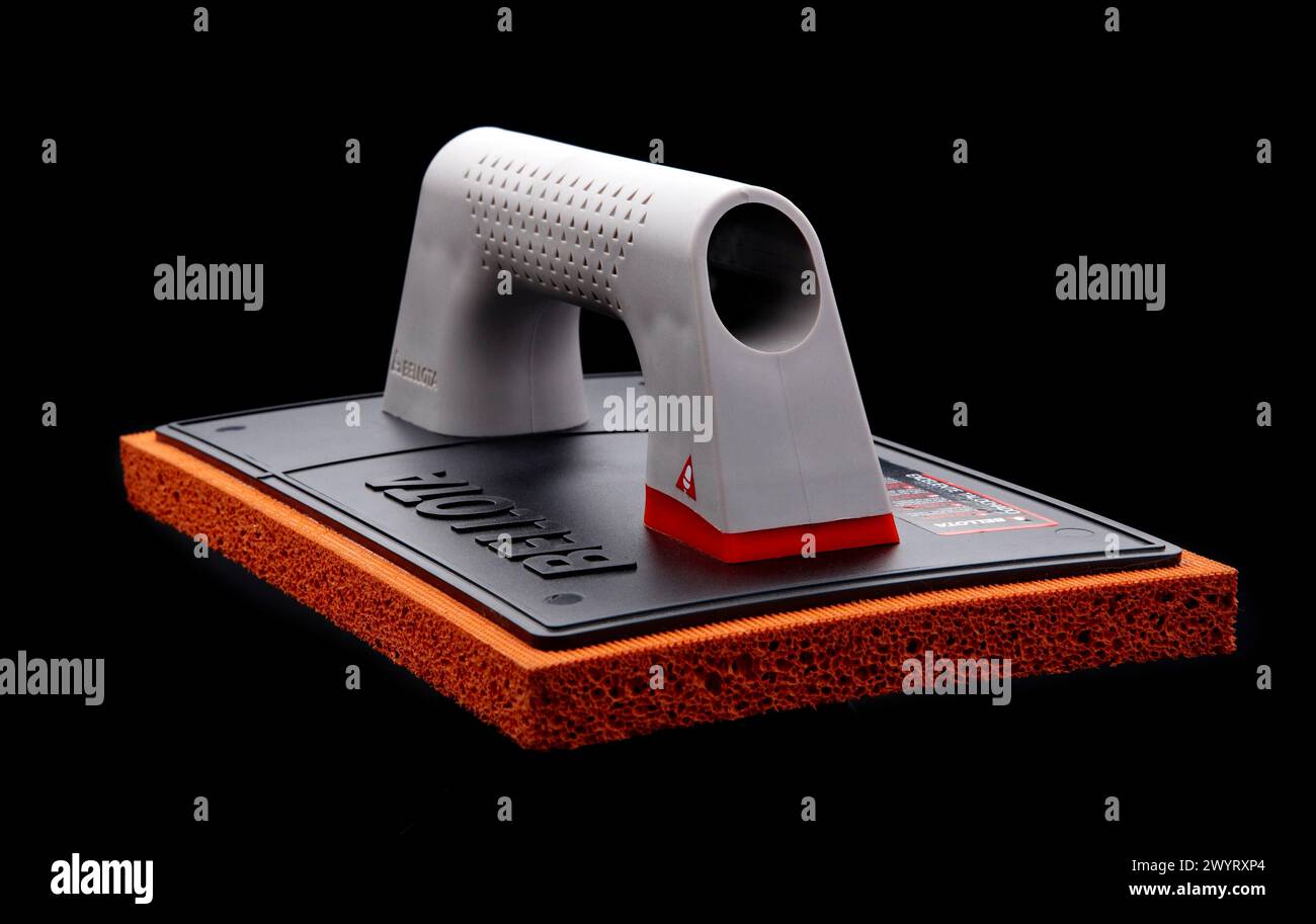 Grout floats hi-res stock photography and images - Alamy