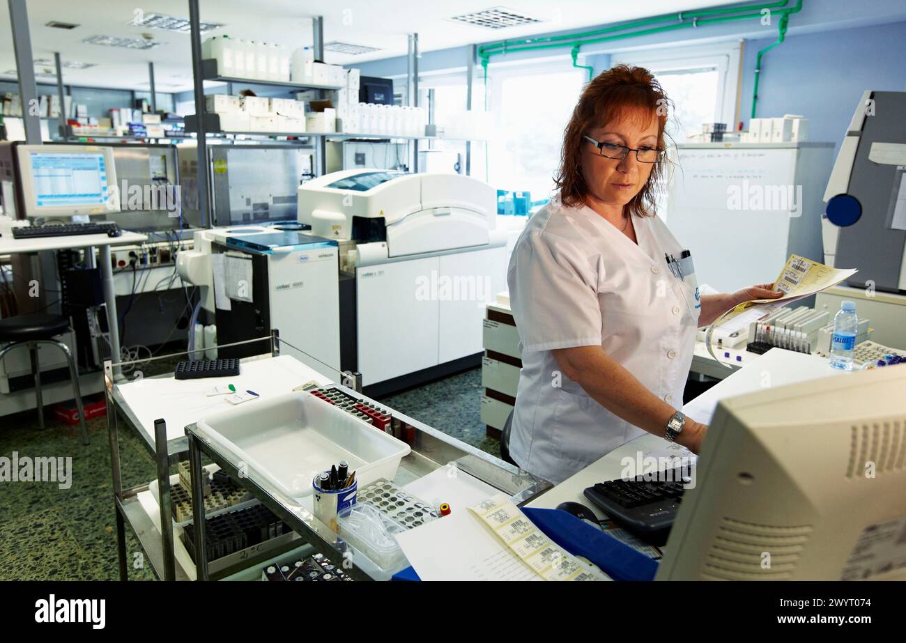 Biochemistry lab, clinical tests, Hospital Policlinica Gipuzkoa, San ...