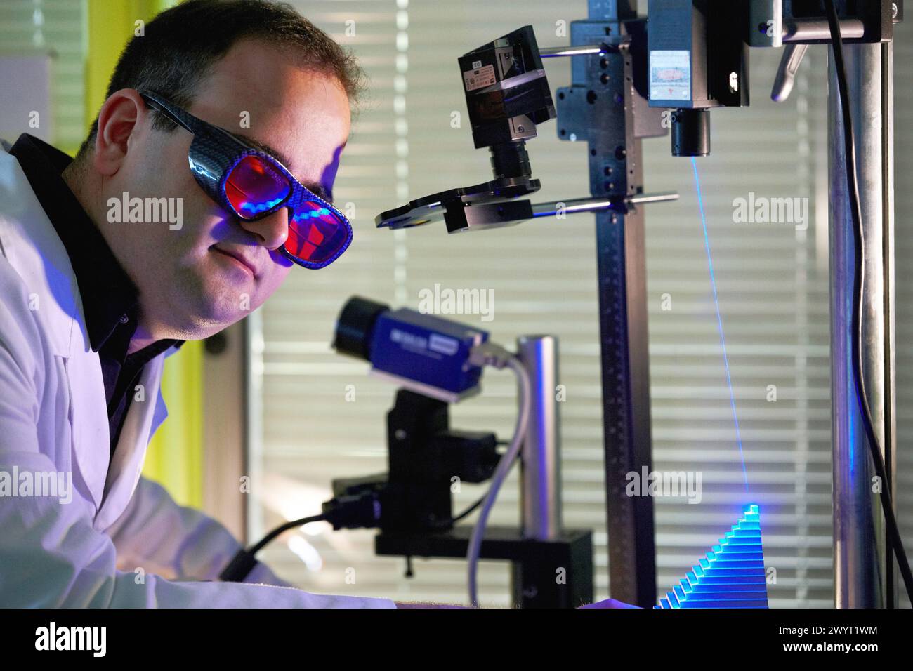 3D laser scanner, laser measurement of hot objects, Image processing ...