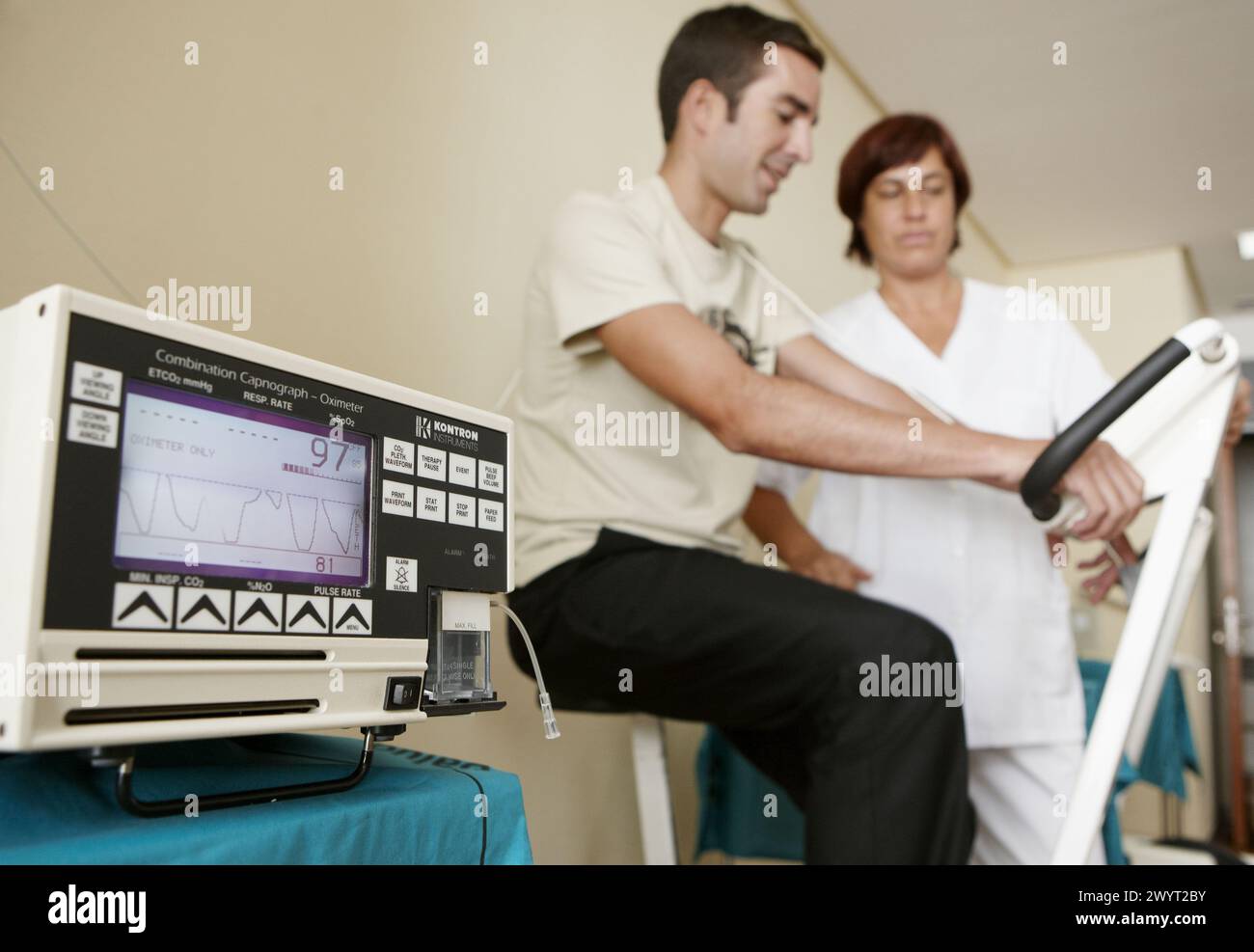 Occupational therapy, exercise bicycle test, effort training, oximeter ...