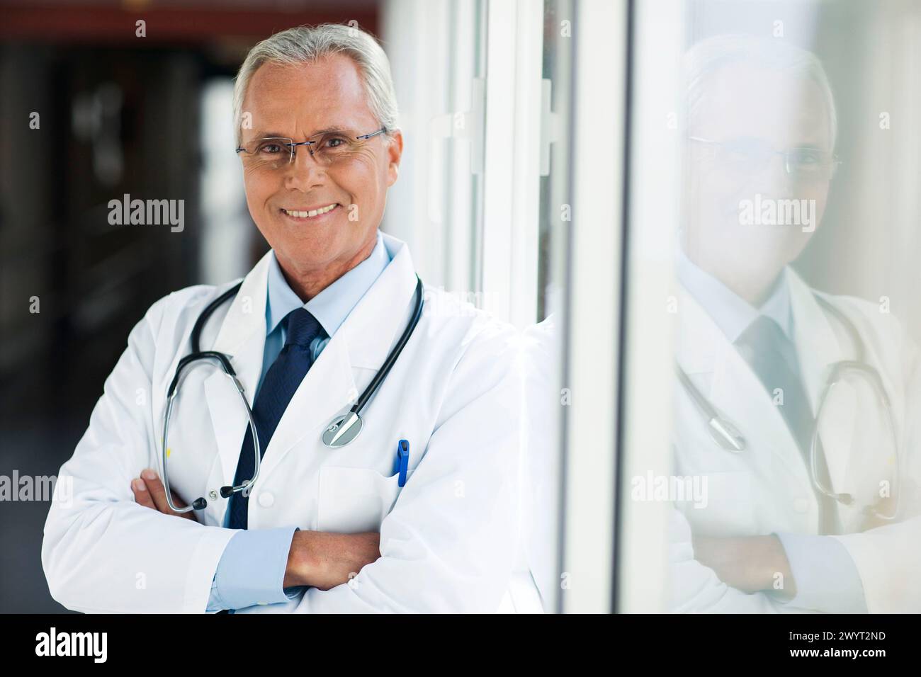 1950s medical lab hi-res stock photography and images - Alamy