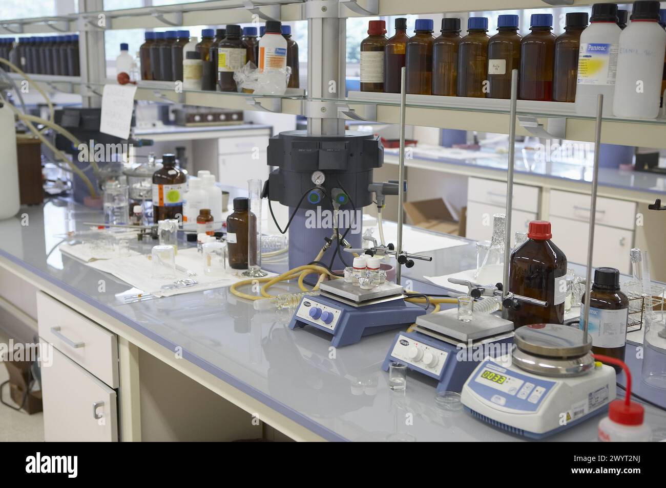 Escuela politécnica hi-res stock photography and images - Alamy