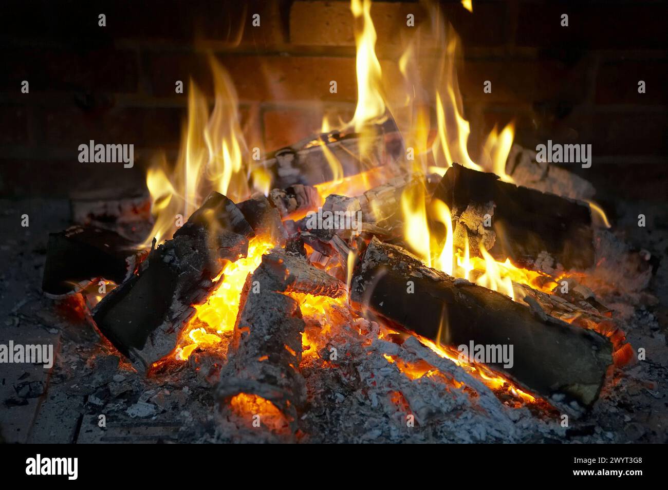Wood fire, grill house Stock Photo - Alamy