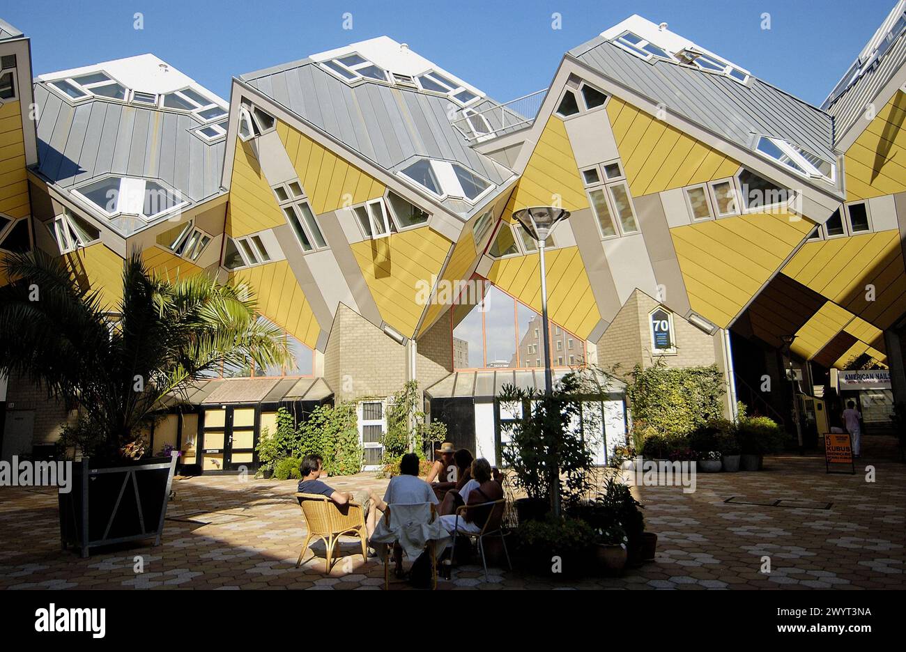Cubic Houses (Kubuswonig, Kijk-Kubus) by Piet Blom. Rotterdam ...
