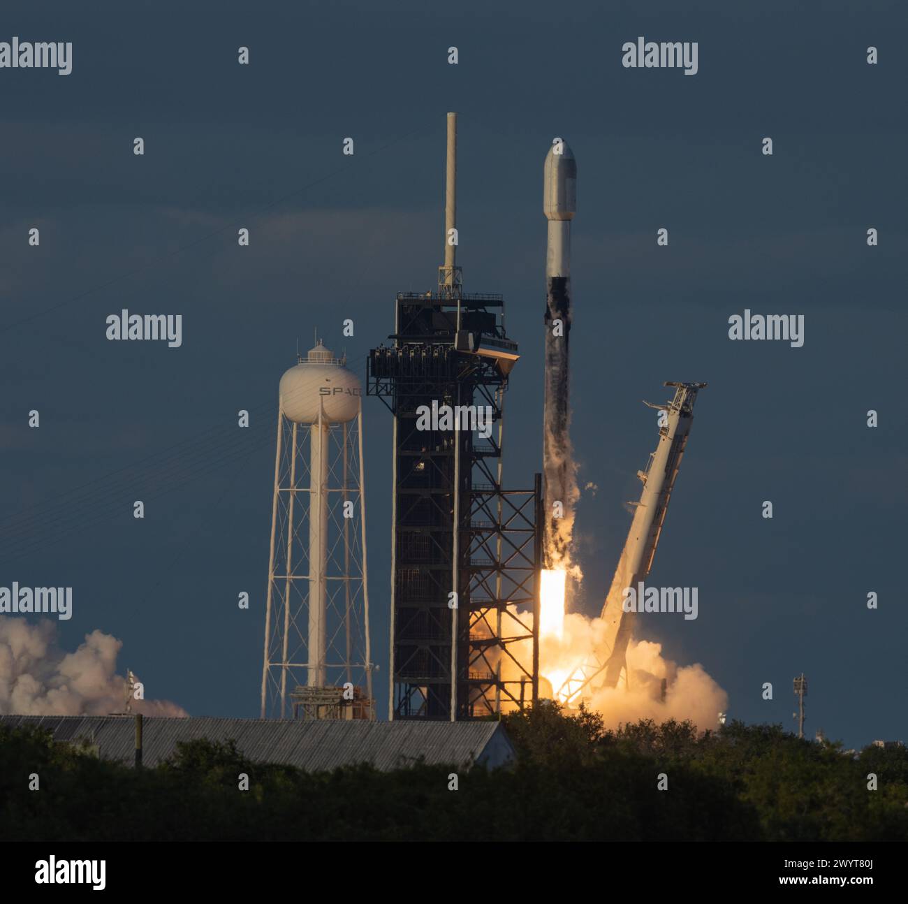 Kennedy space centerff hi-res stock photography and images - Alamy