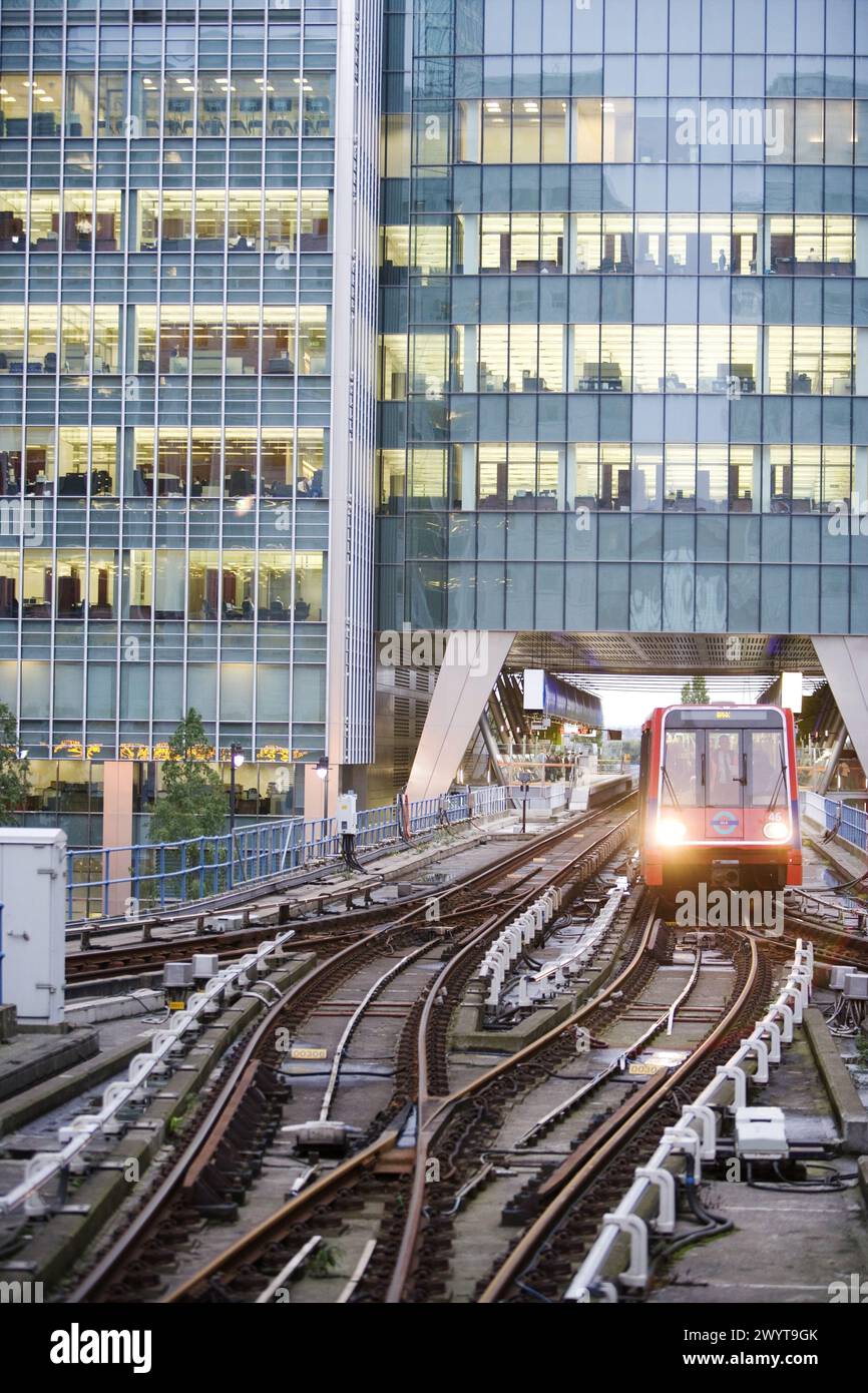 Subway tracks and office building, Canary Wharf, London. England, UK ...