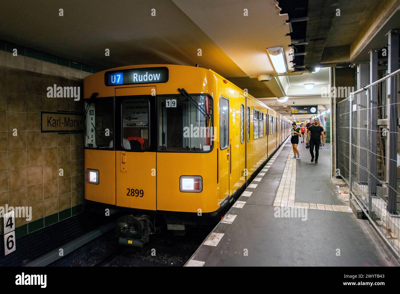 Spandau metro line hi-res stock photography and images - Alamy