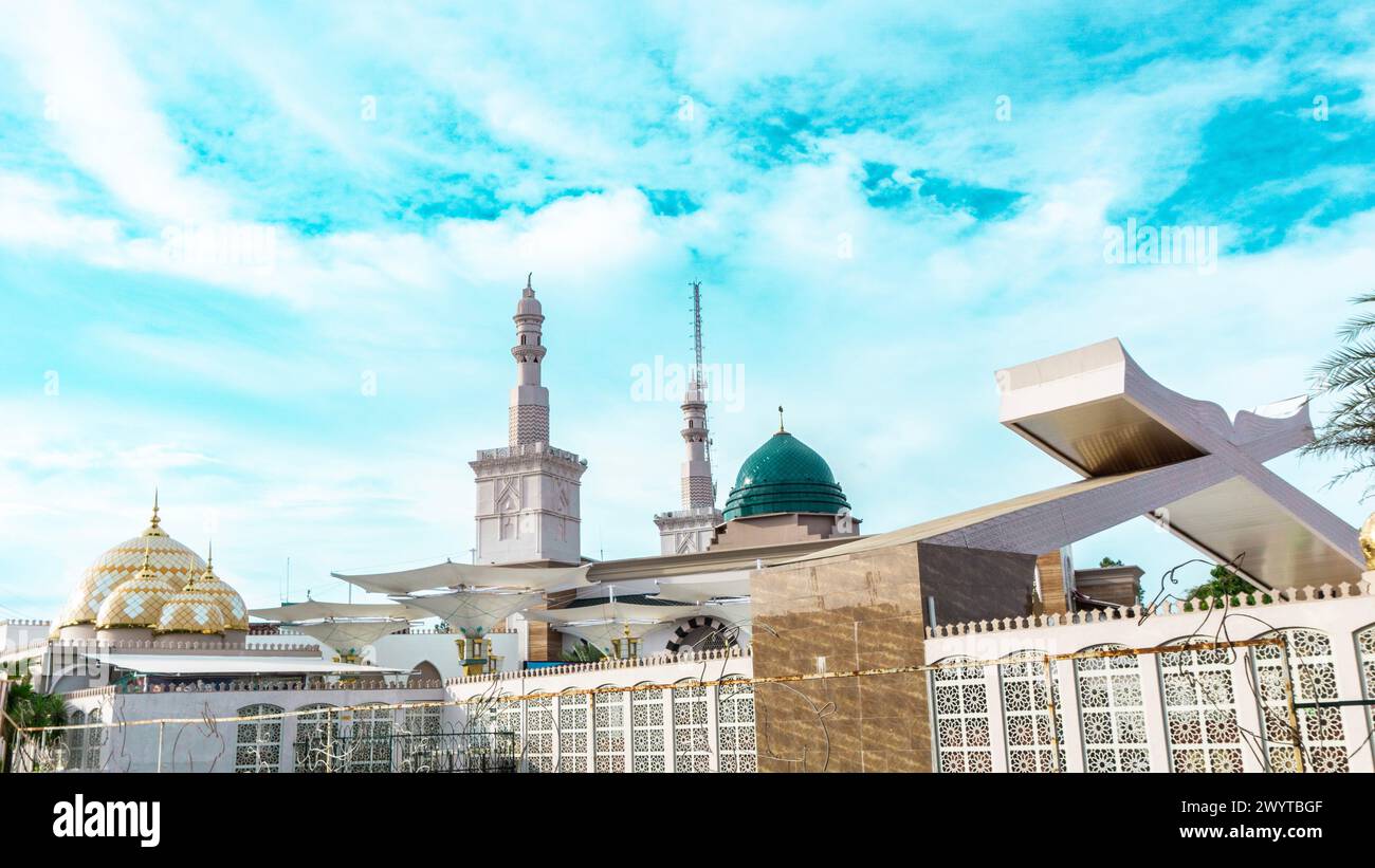 The beautiful Ar-Rahman mosque. This mosque has architecture similar to ...